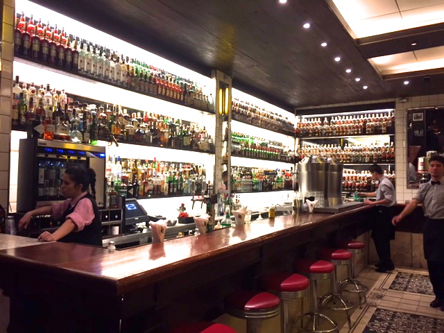 Caldinho de feijão no Bar Astor em São Paulo